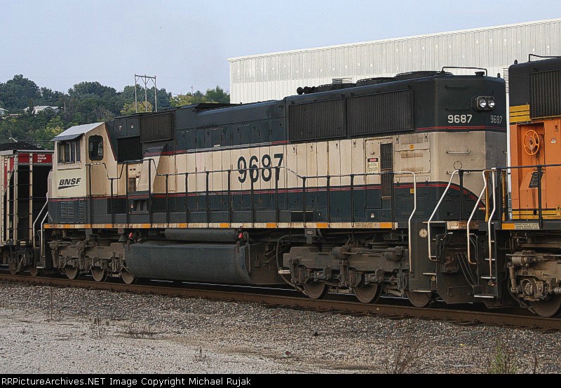 BNSF 9687